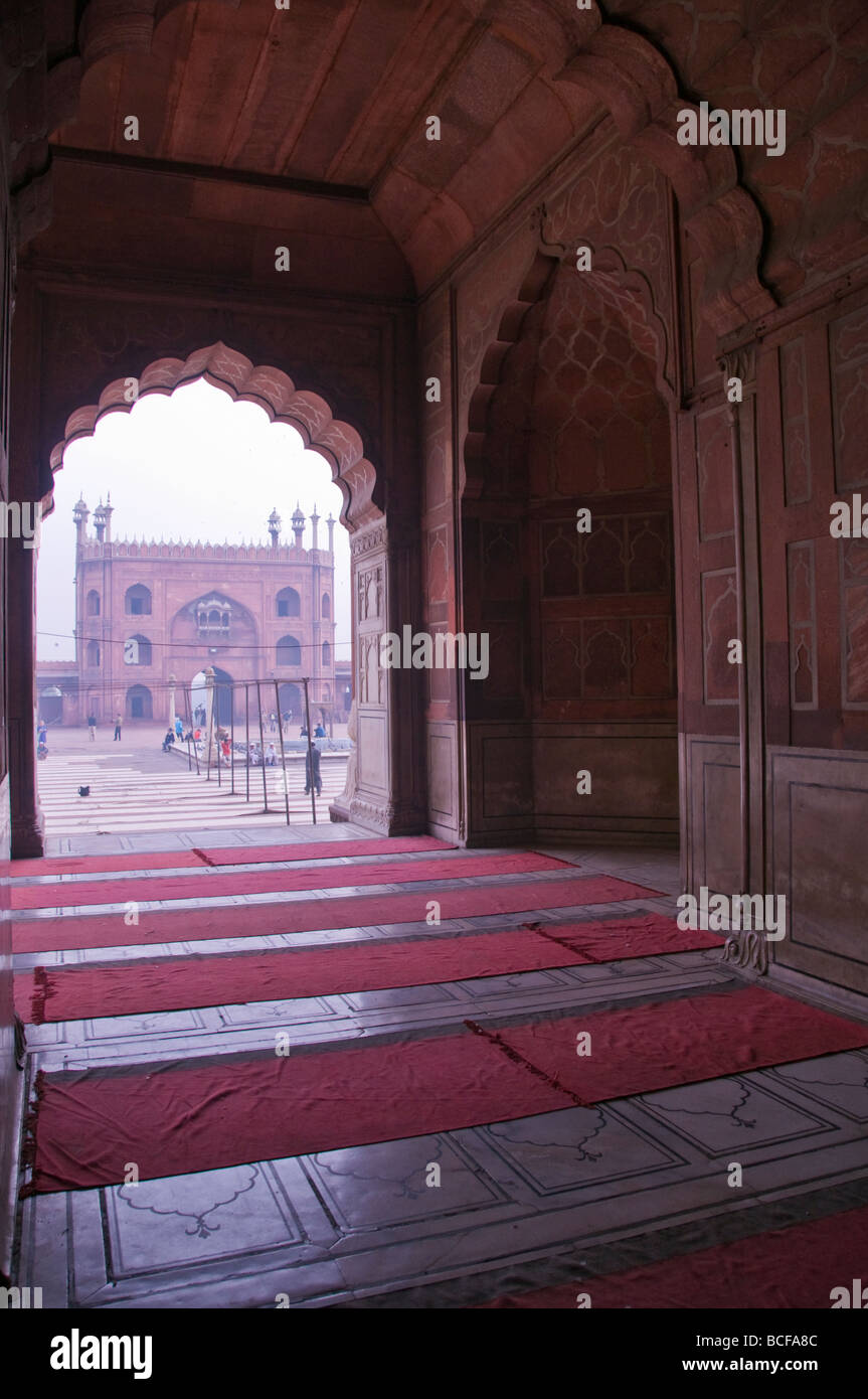 Cusped arches hi-res stock photography and images - Alamy