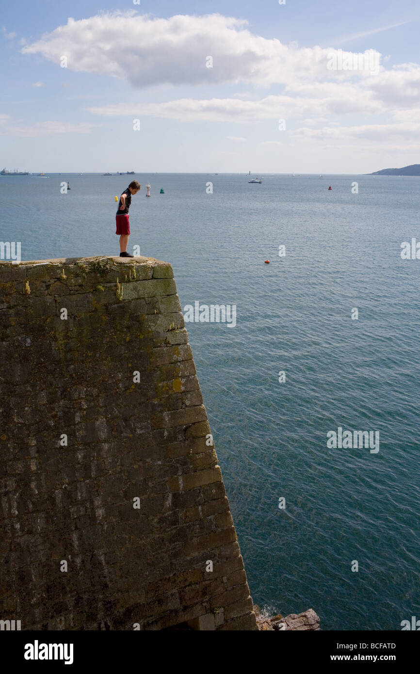 Jumping from height hi-res stock photography and images - Alamy