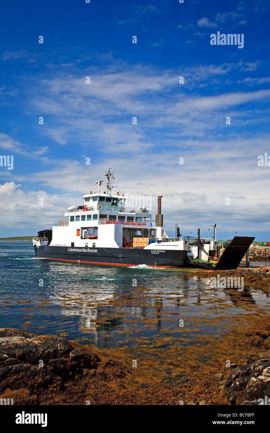 Leverburgh to Berneray ferry at Leverburgh Isle of Harris, Outer ...