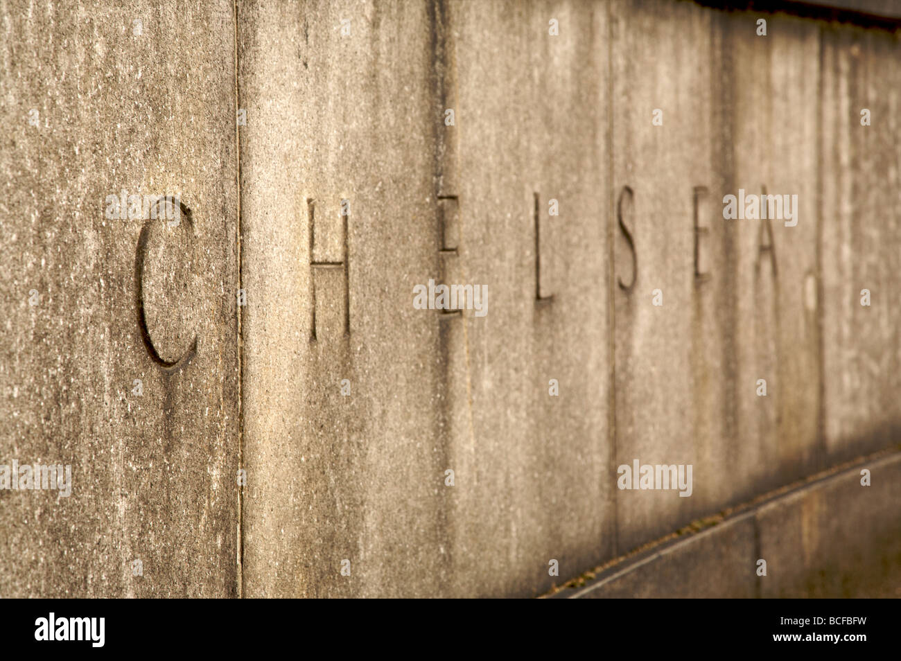 Old chelsea embankment hi-res stock photography and images - Alamy