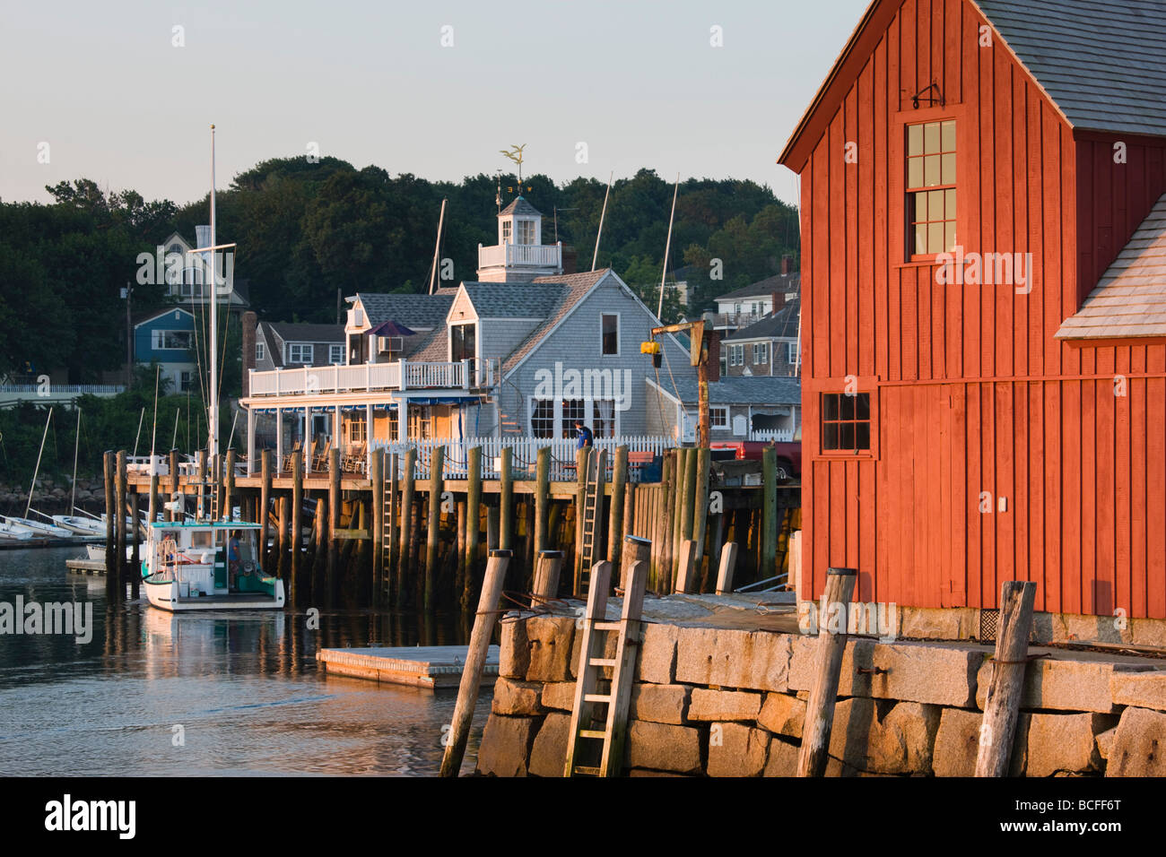 USA, Massachusetts, Cape Ann, Rockport, Rockport harbour and Motif #1 ...