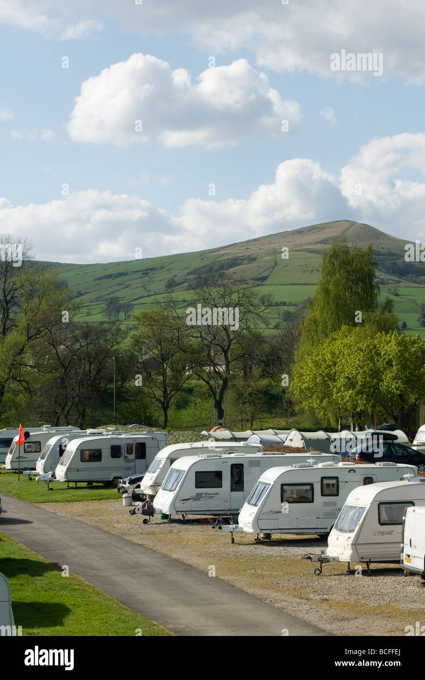 Crowded campsite hi-res stock photography and images - Alamy