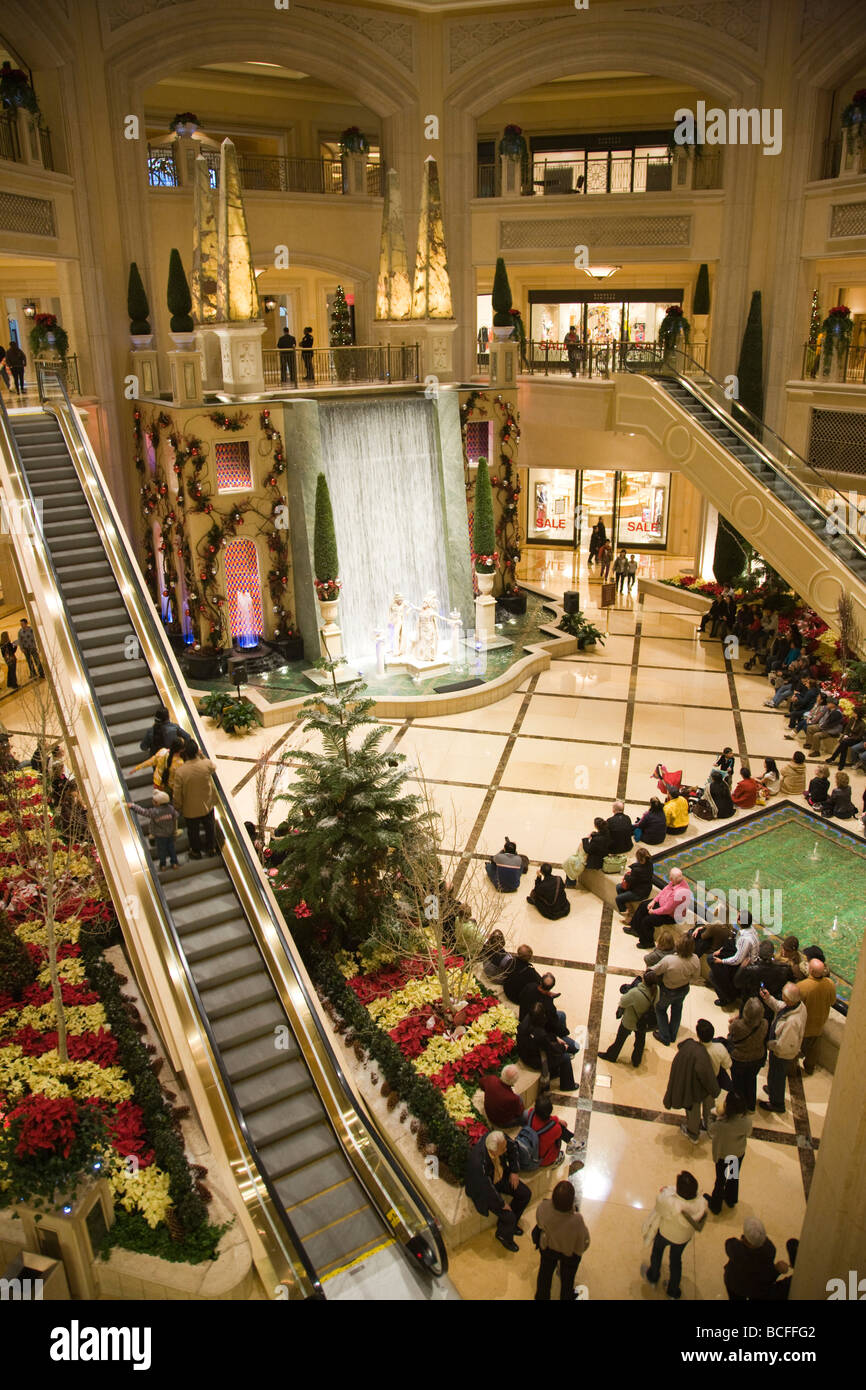 USA, Nevada, Las Vegas, The Strip, Palazzo Hotel and Casino, Waterfall ...