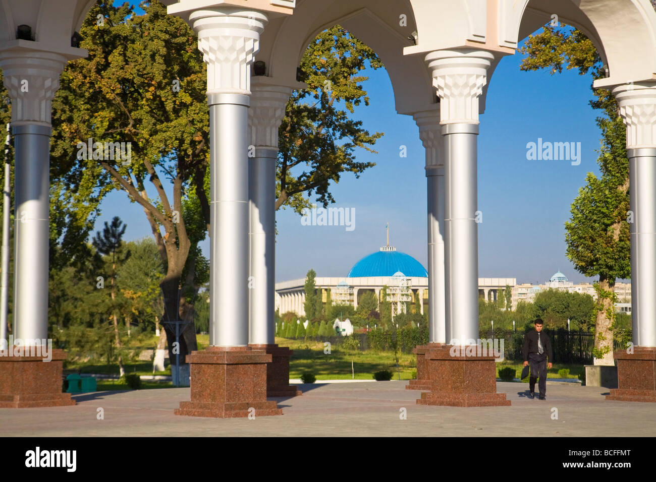 Central park uzbekistan hi-res stock photography and images - Alamy