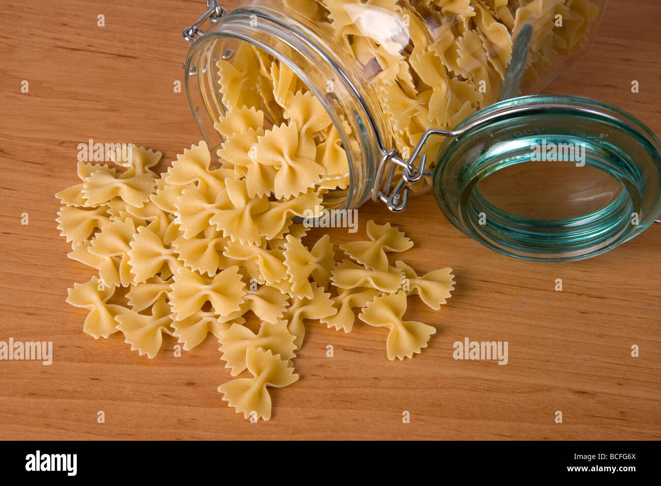 Italian bottle hi-res stock photography and images - Alamy