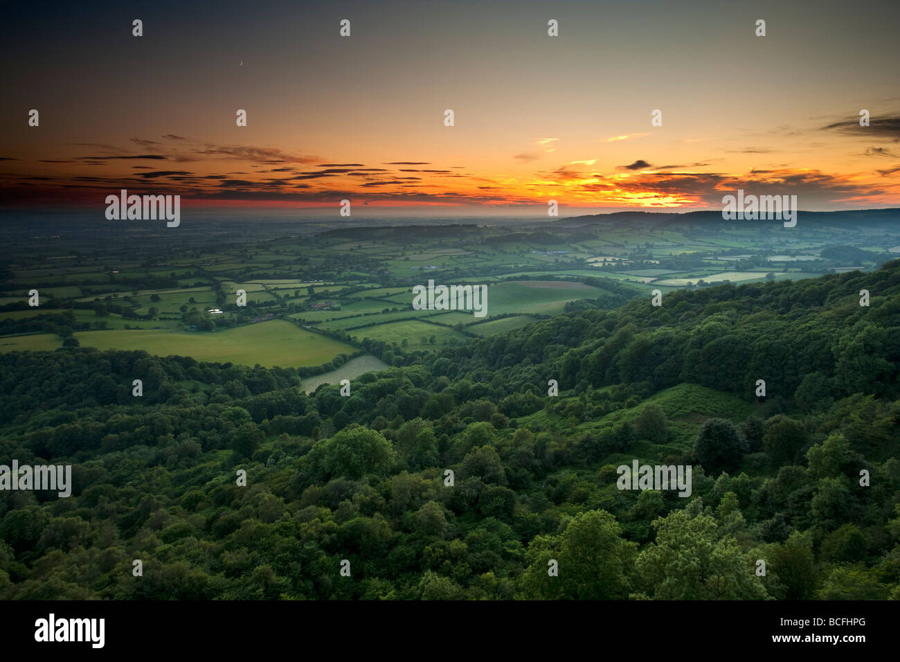 Cliff and sunset hi-res stock photography and images - Alamy