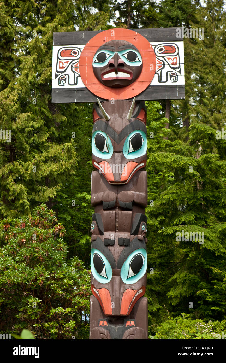 Totem totems salish hi-res stock photography and images - Alamy