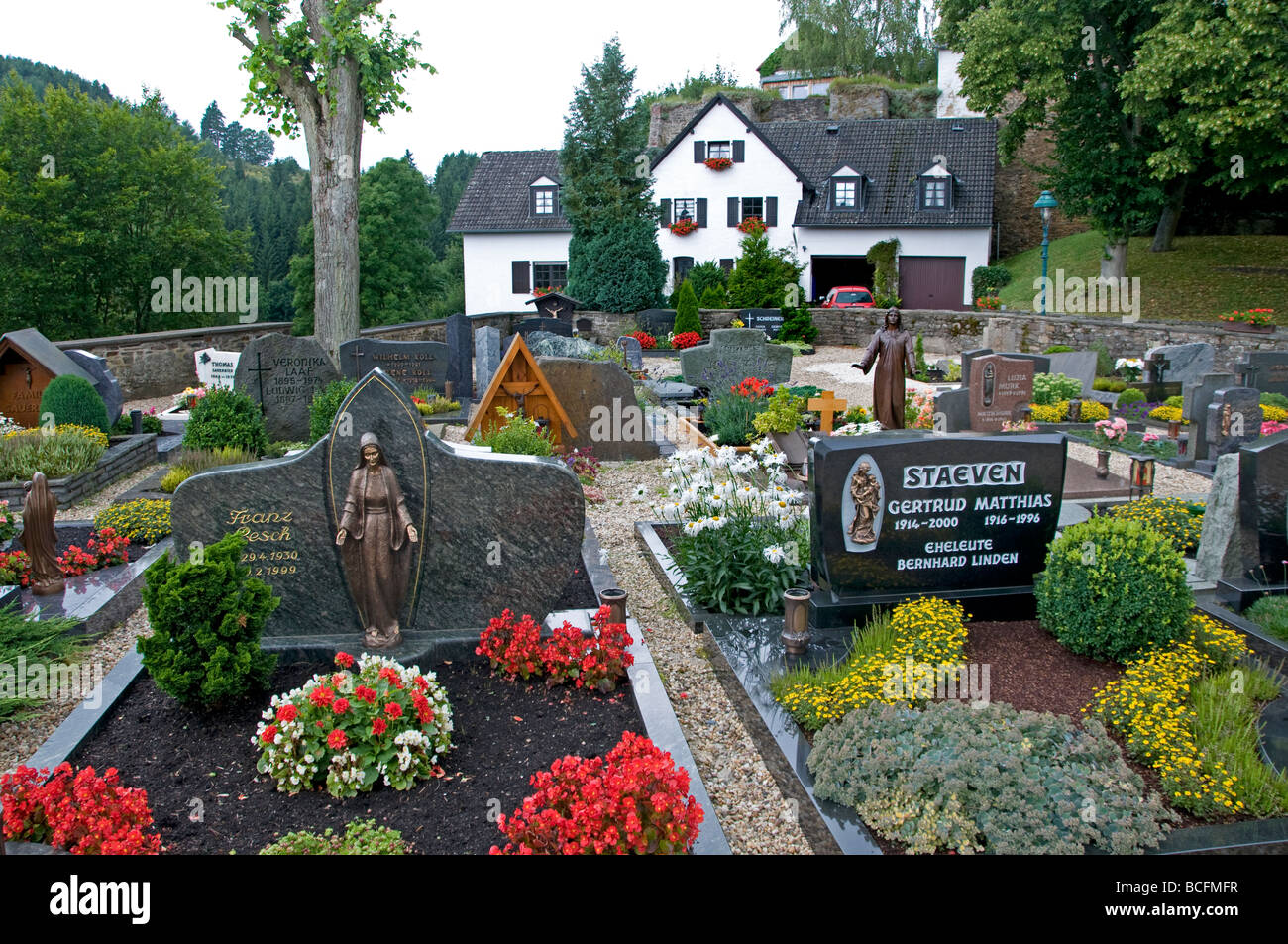 Wildenburg Eifel Castle Nordeifel German Germany Graveyard Stock Photo ...