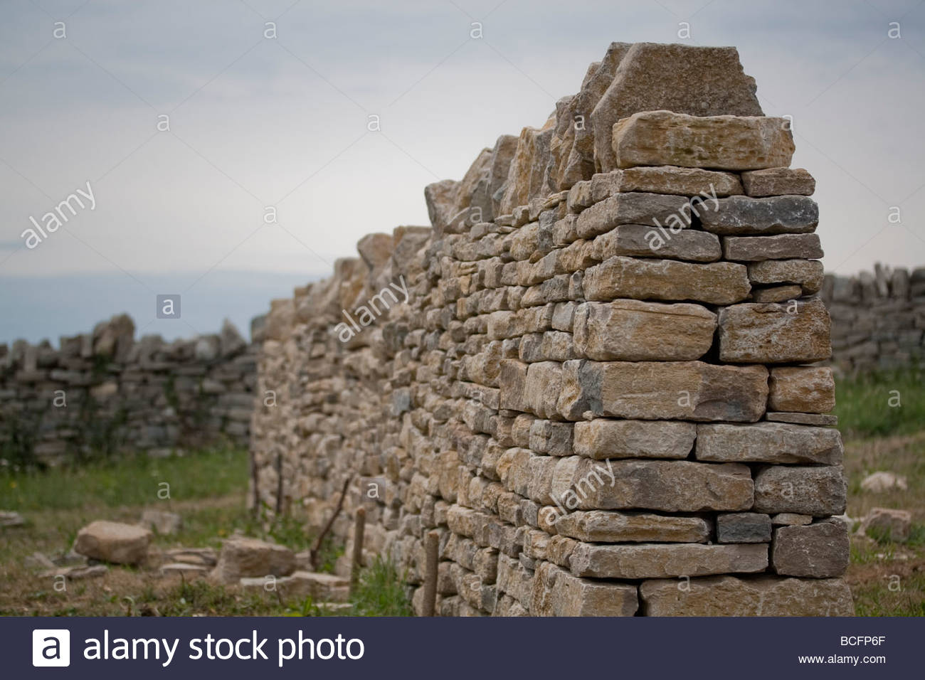Purbeck Stone Wall High Resolution Stock Photography and Images - Alamy