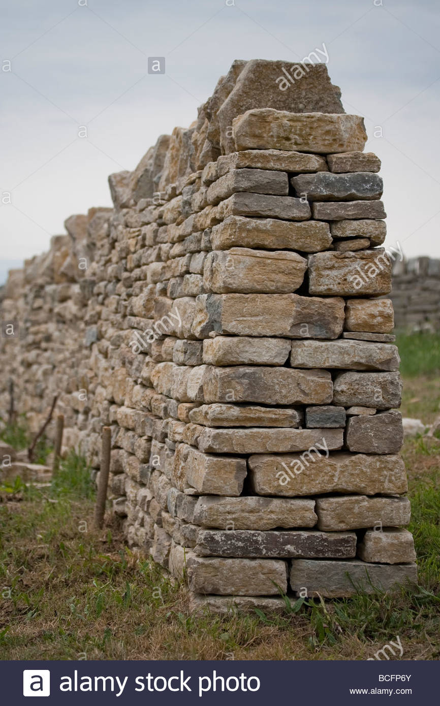 Purbeck Stone Wall High Resolution Stock Photography and Images - Alamy