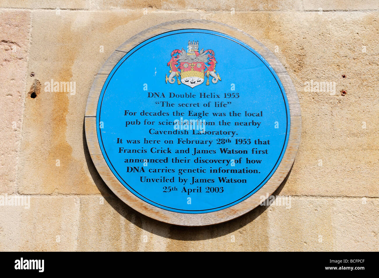 The eagle pub cambridge dna hi-res stock photography and images - Alamy