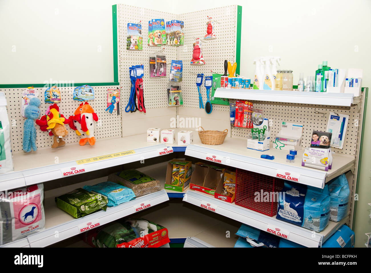 Veterinary products hi-res stock photography and images - Alamy