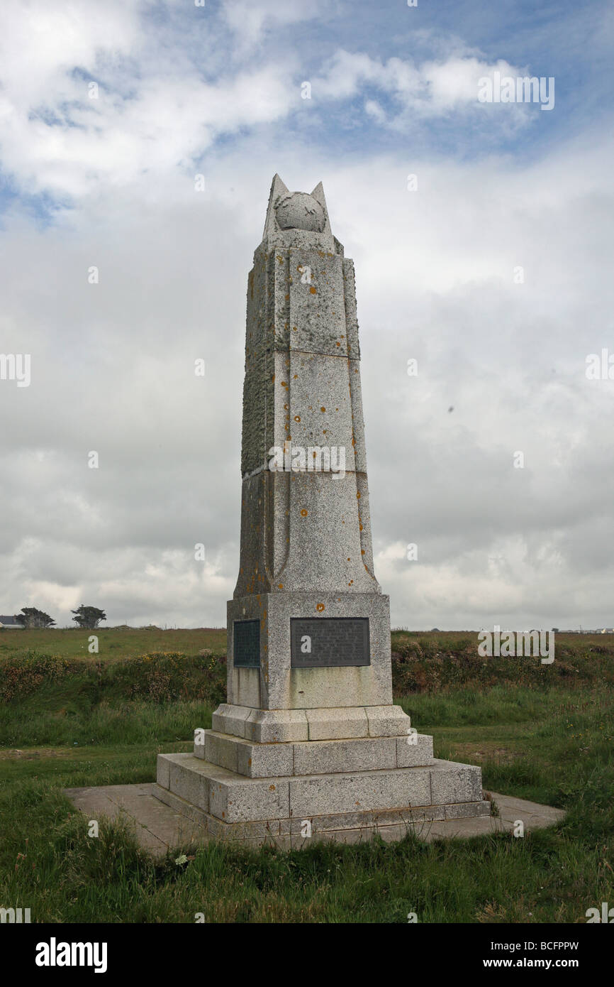 Marconi transatlantic radio broadcast memorial plaque Stock Photo - Alamy
