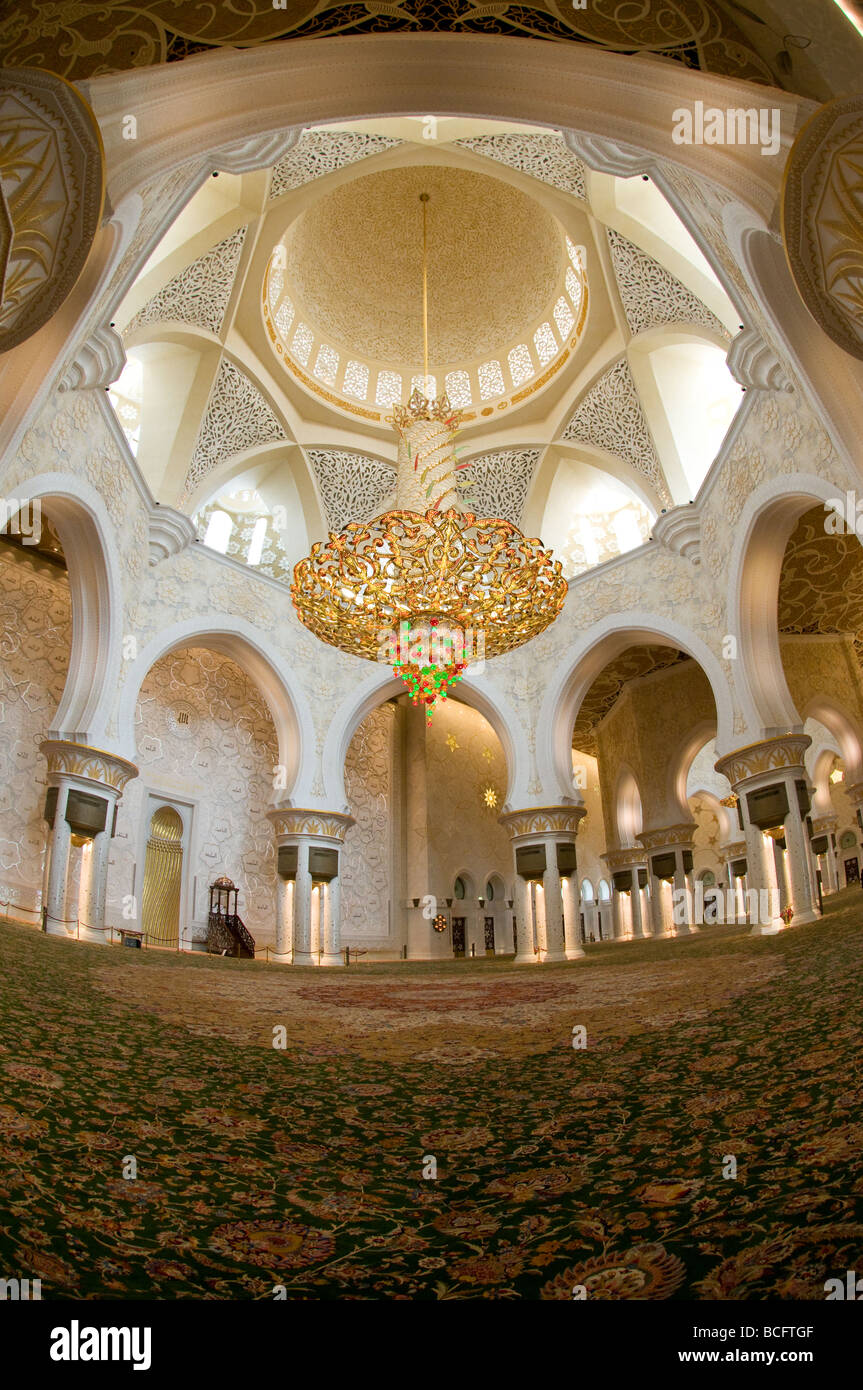 Interior of Sheikh Zayed mosque, Abu Dhabi Stock Photo - Alamy