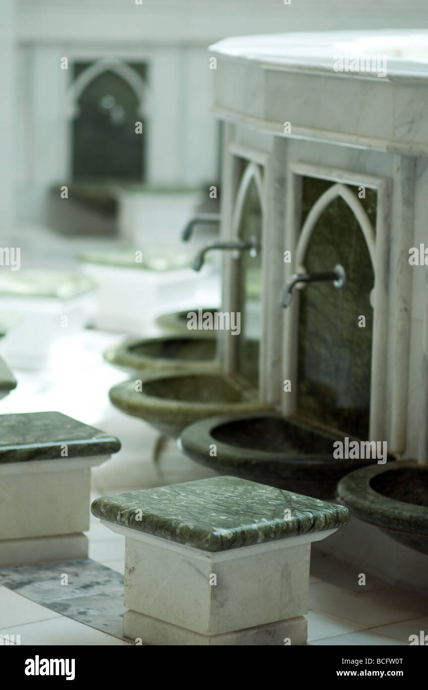 Ablution area of Sheikh Zayed mosque, Abu Dhabi Stock Photo - Alamy