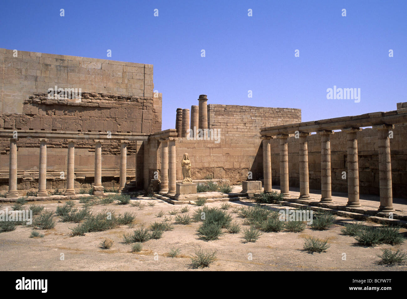 Hatra hi-res stock photography and images - Alamy