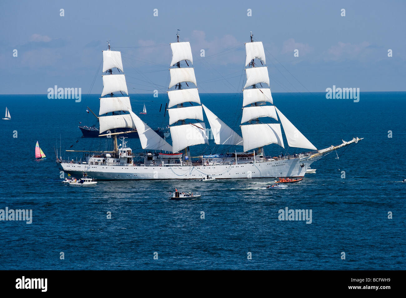 Dar Mlodziezy ("The gift of Youth") during begining of Tall Ships Races ...