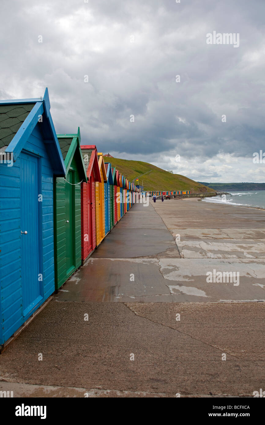 Whitby yorkshire north promenade hi-res stock photography and images ...