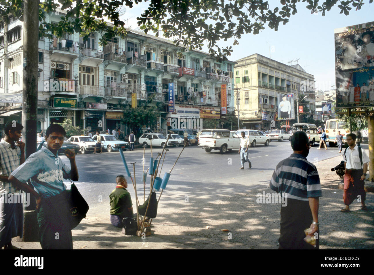 myanmar yangon daily life Stock Photo - Alamy