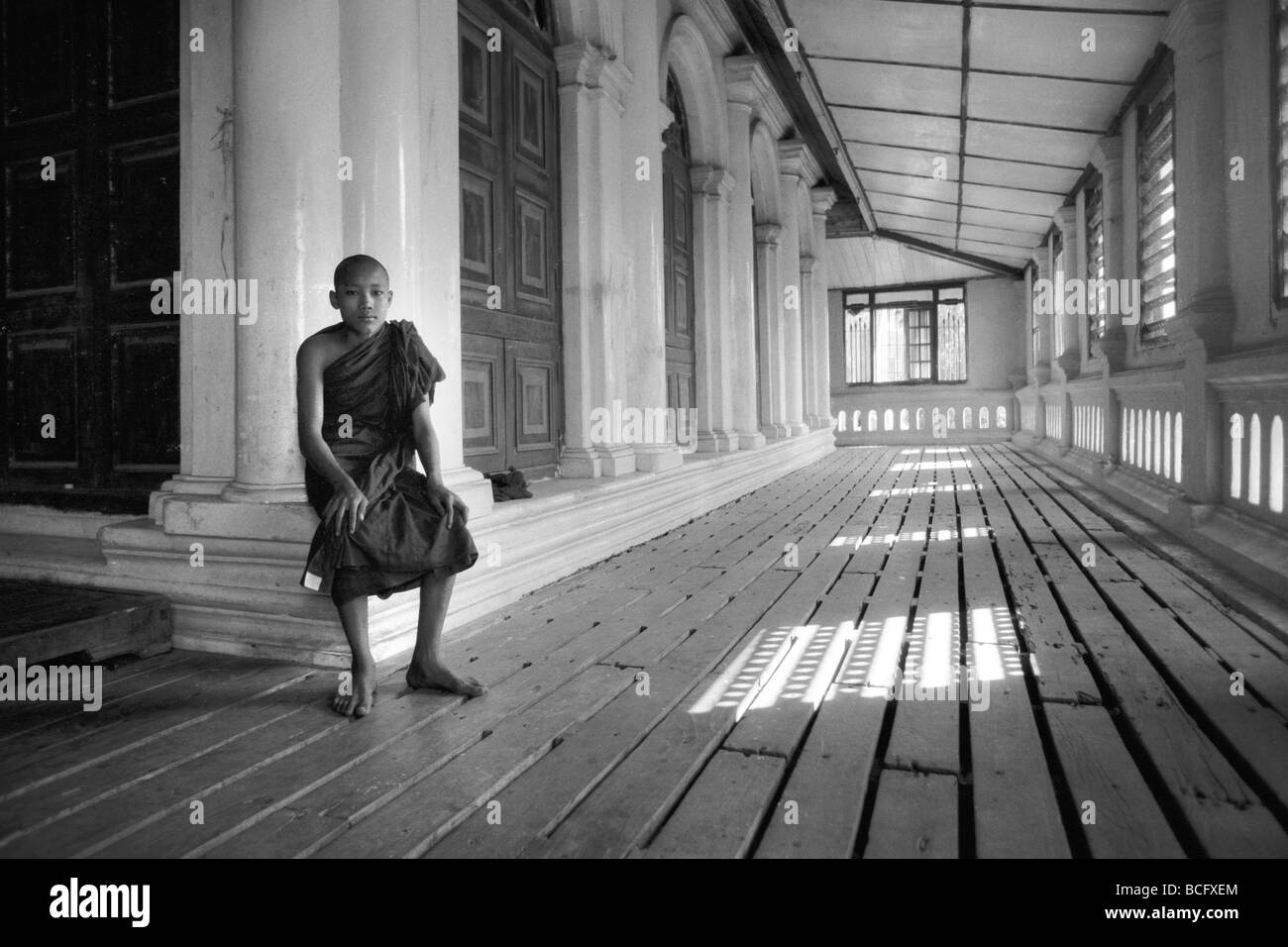 myanmar Mawlamyine daily life Stock Photo - Alamy