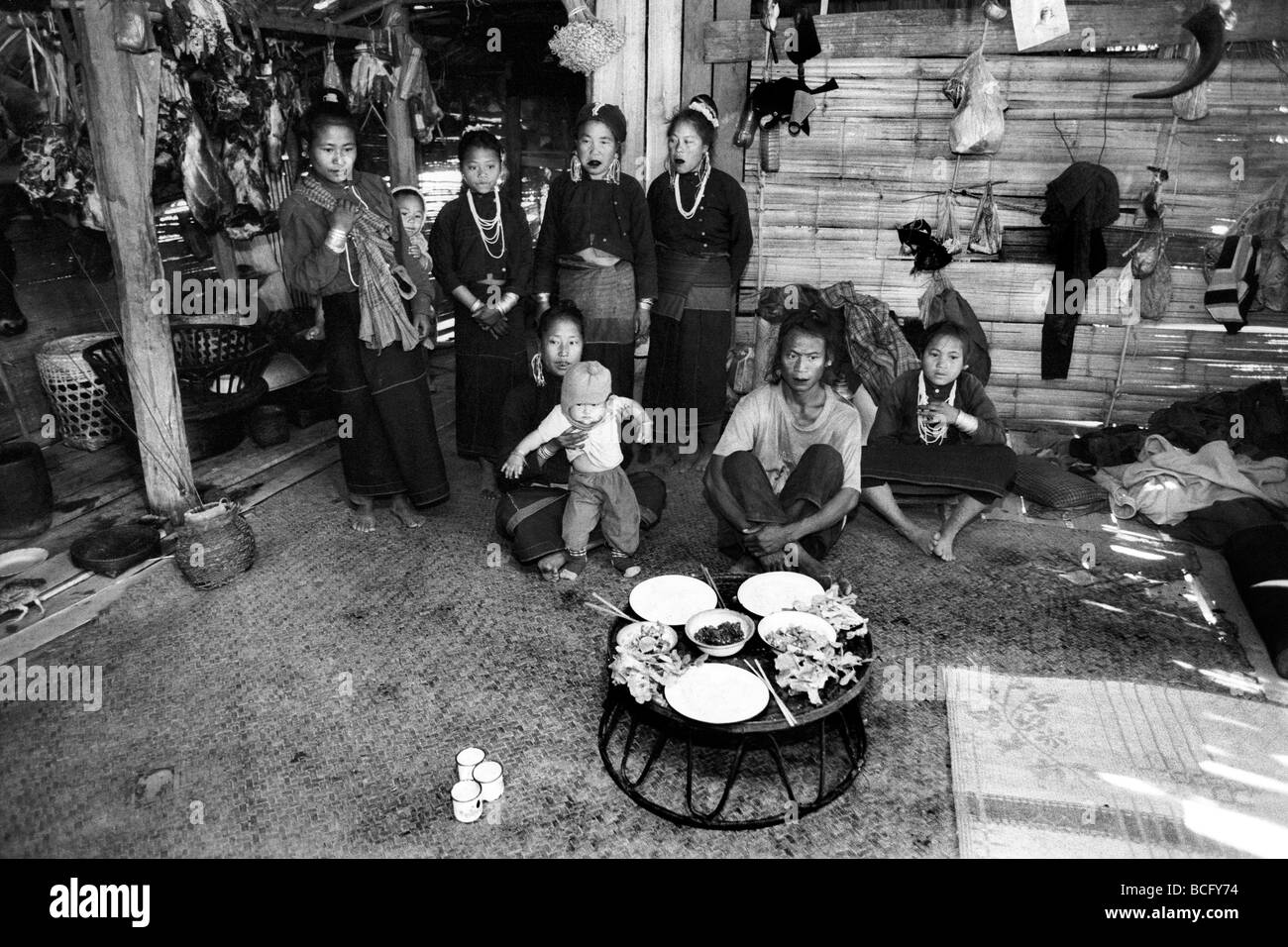 myanmar ann tribe Naung Lin Kang Stock Photo - Alamy