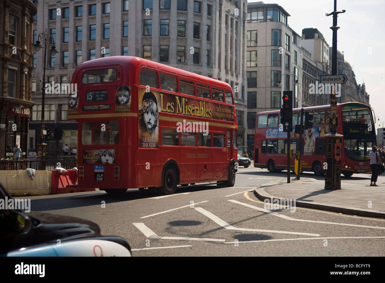 Bus advertising london back hi-res stock photography and images - Alamy