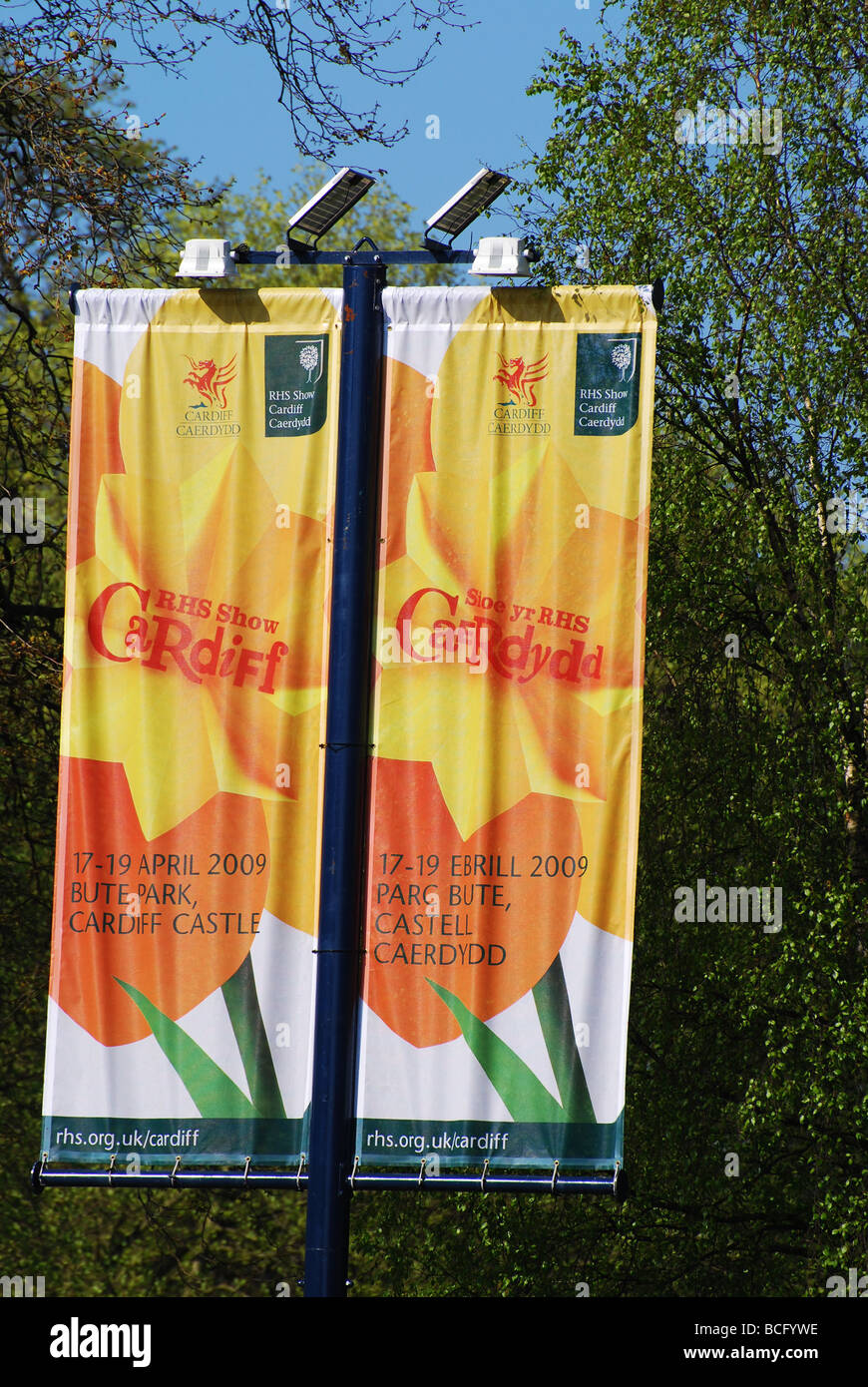 Advertising banners hi-res stock photography and images - Alamy