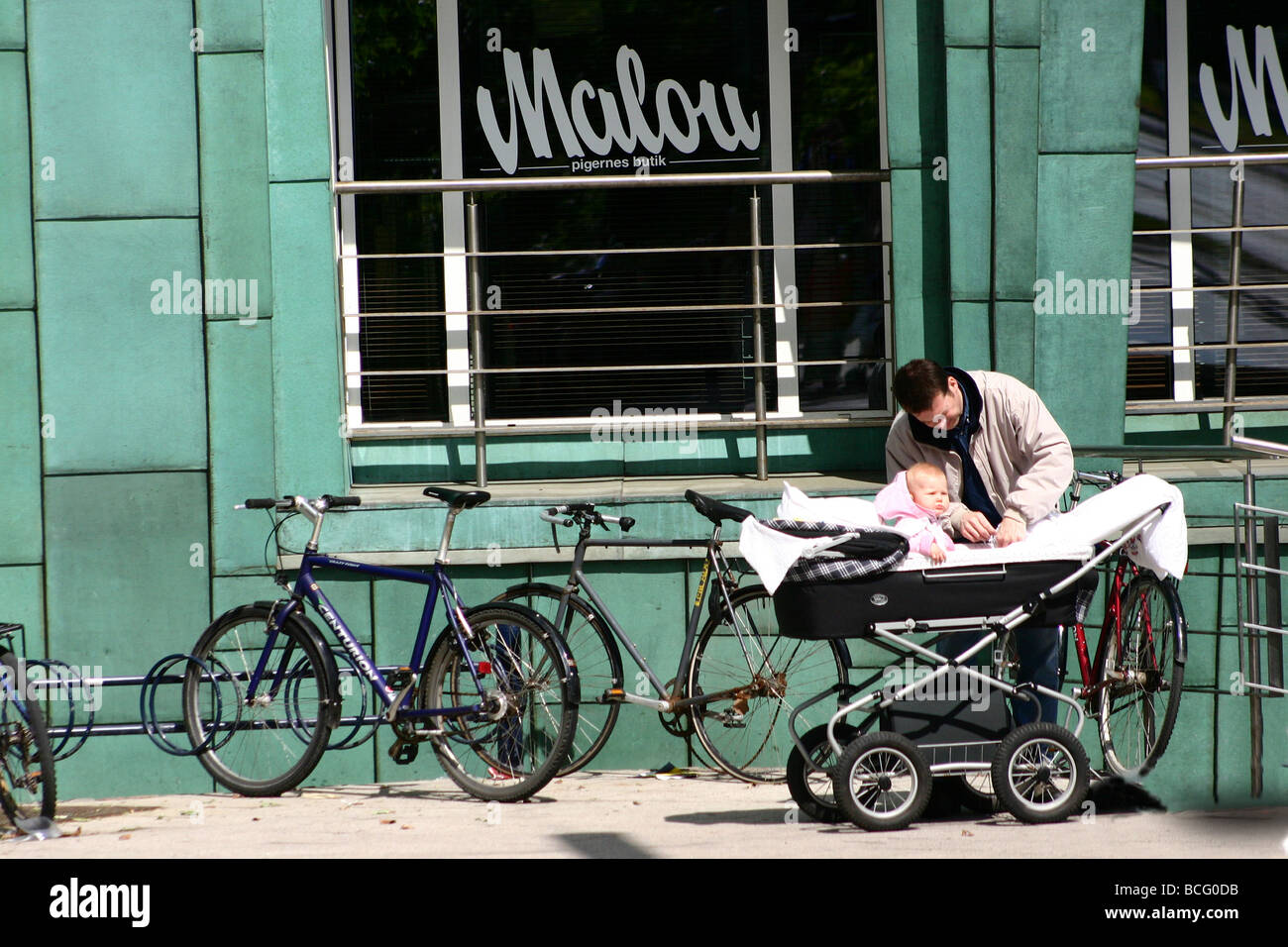Denmark and parenting hi-res stock photography and images - Alamy