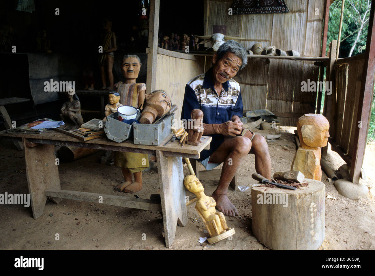 toraja people sulawesi indonesia Stock Photo - Alamy