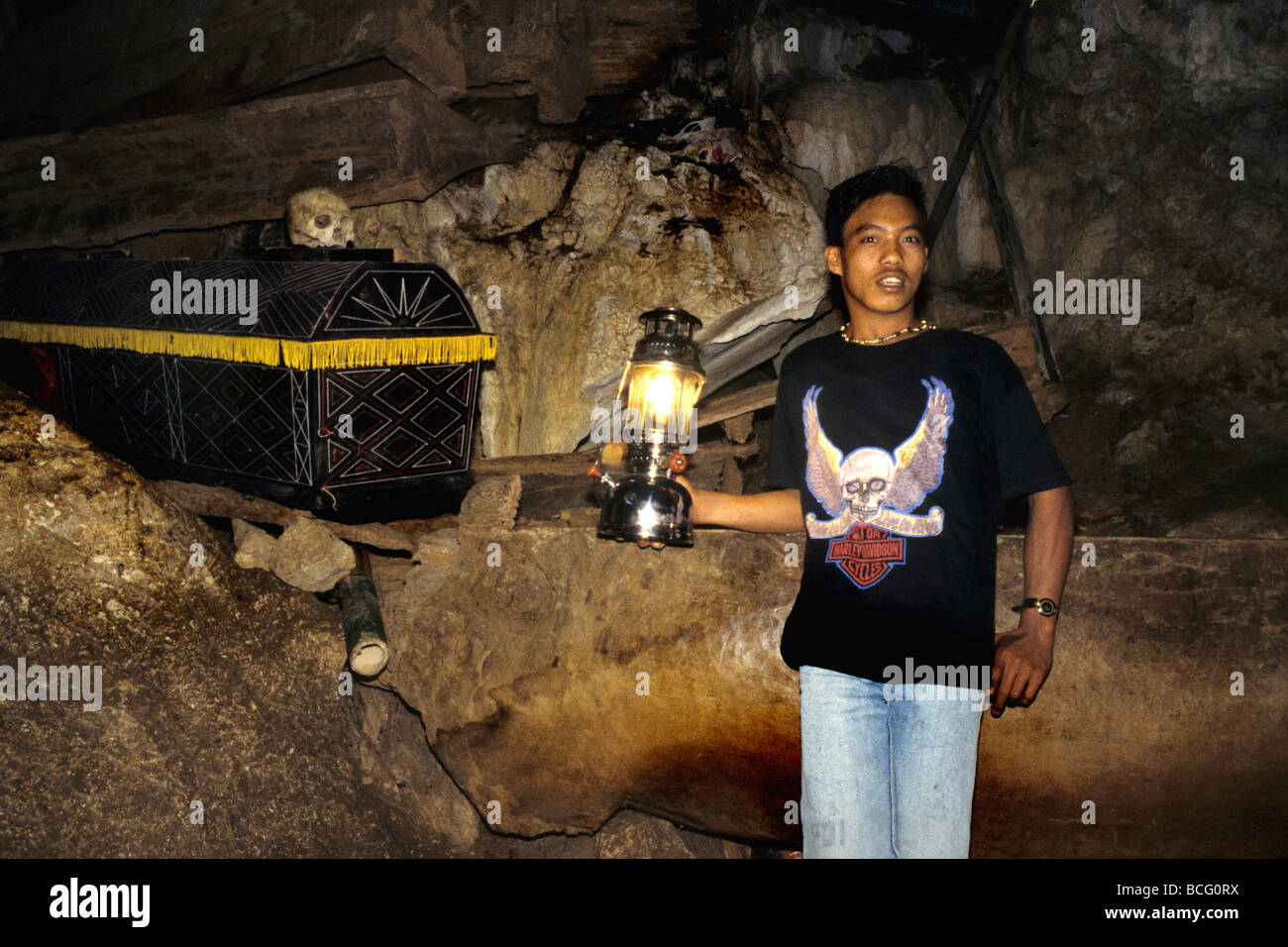 toraja people sulawesi indonesia Stock Photo - Alamy