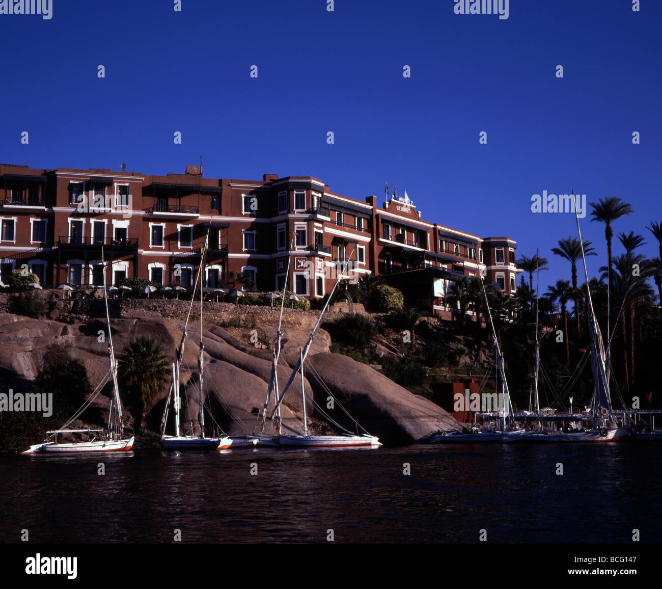 The Old Cataract Hotel and The River Nile Aswan Egypt Stock Photo - Alamy