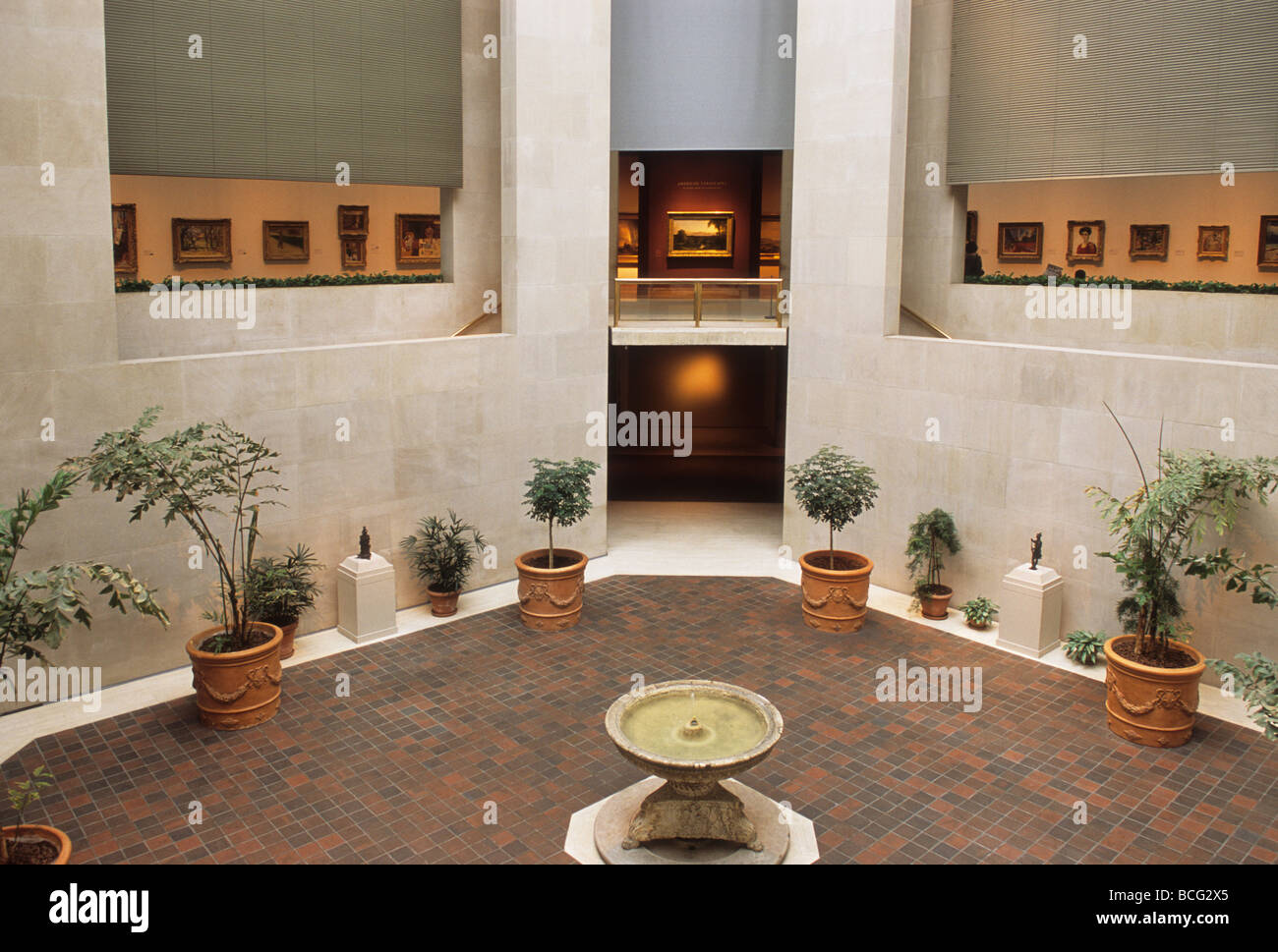 Lehman wing metropolitan museum of art hi-res stock photography and ...