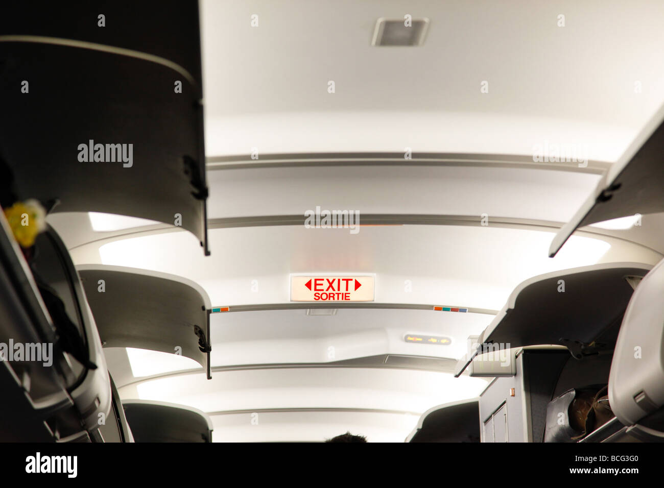 Airplane ceiling hi-res stock photography and images - Alamy