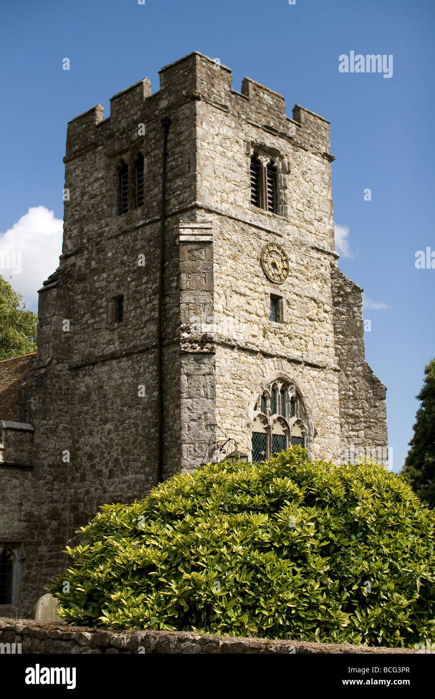 Sutton valence church hi-res stock photography and images - Alamy