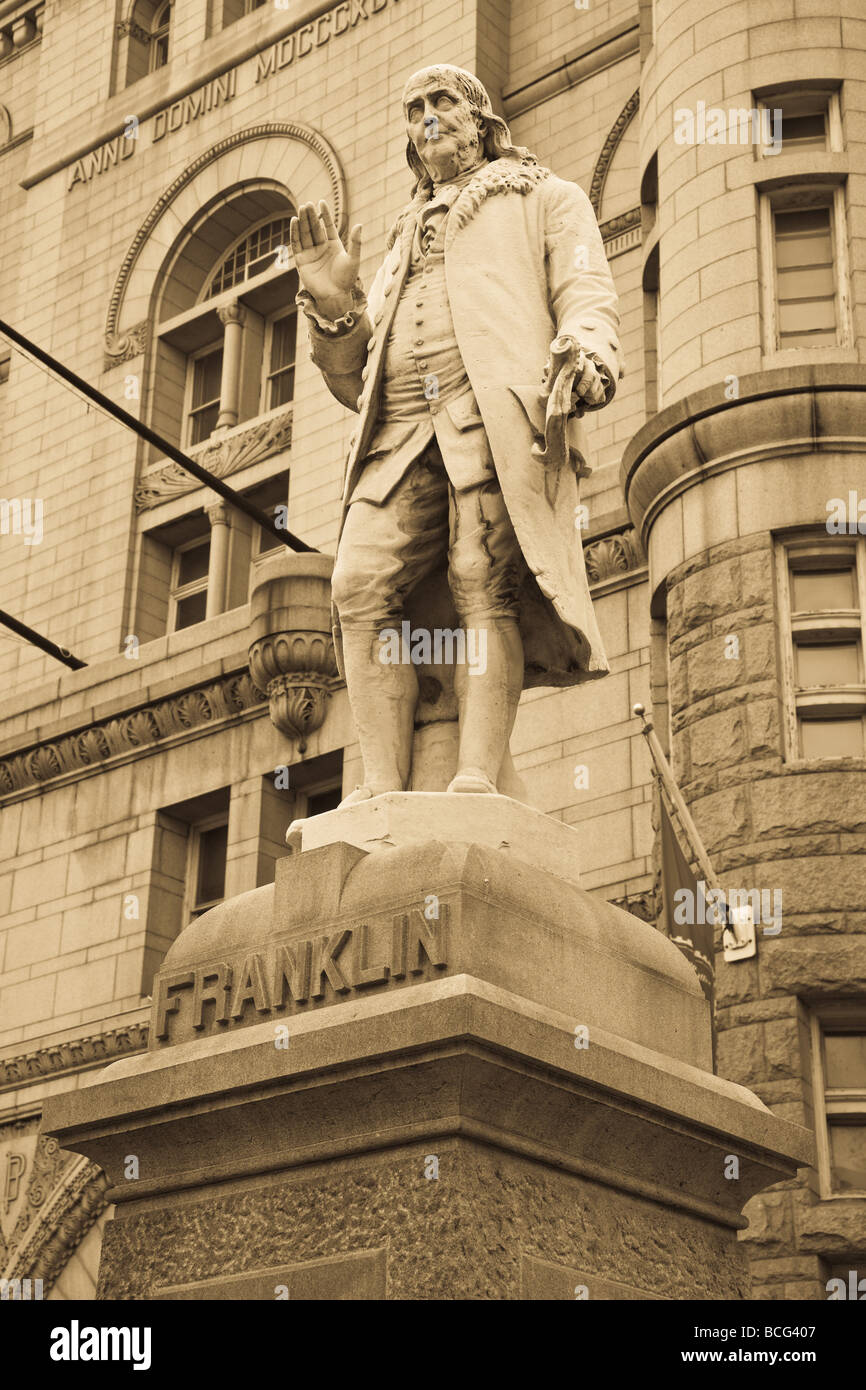 Statue benjamin franklin washington hi-res stock photography and images ...
