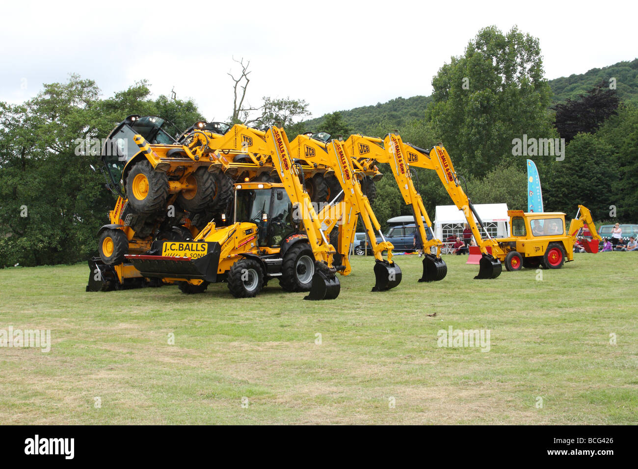 Jcb tractor hi-res stock photography and images - Alamy