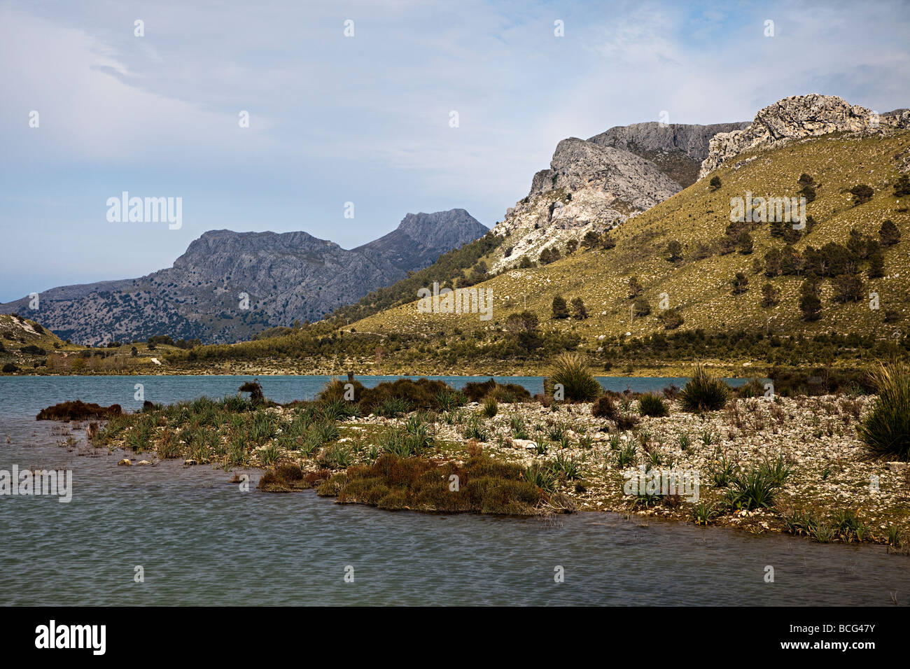 Embassament High Resolution Stock Photography and Images - Alamy