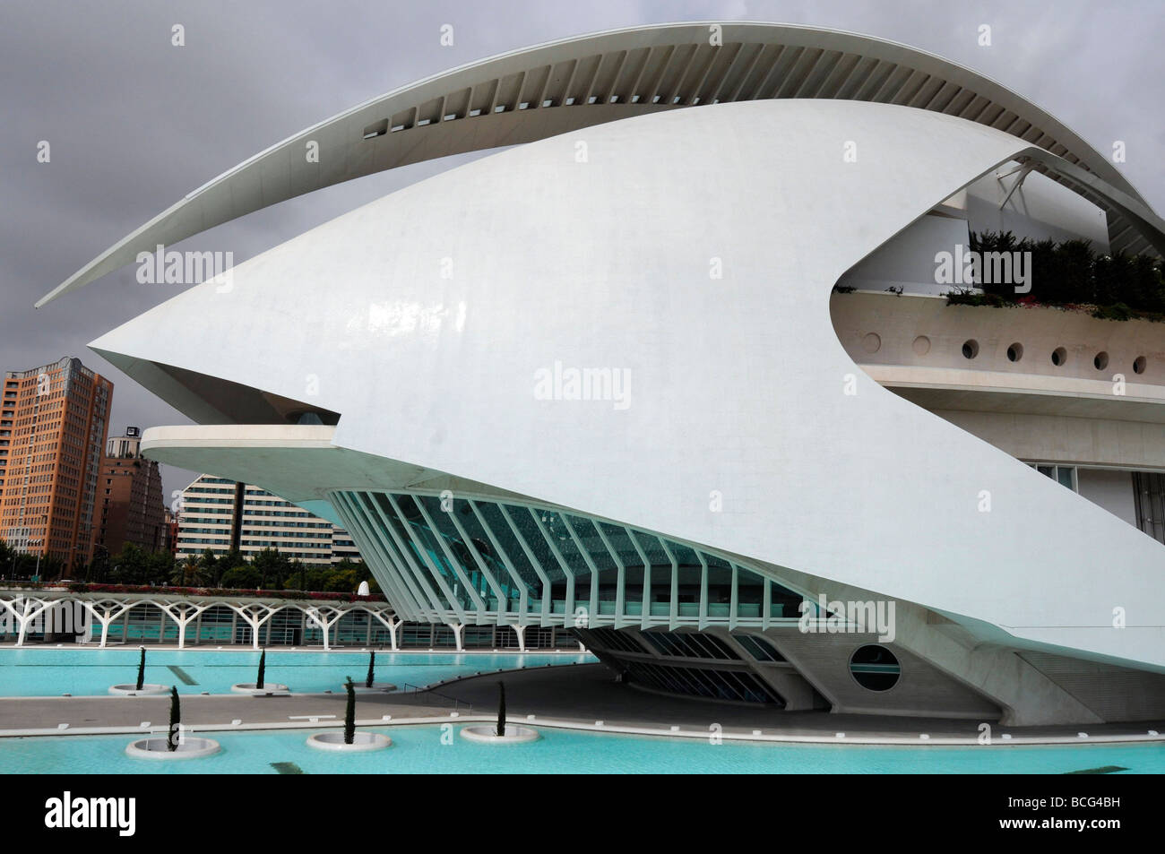 The Valencia Opera house and performing arts center in the City of Arts ...