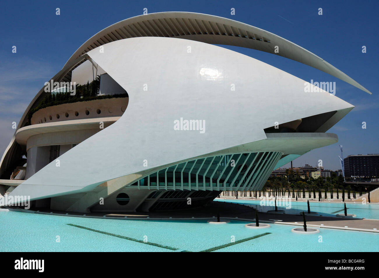 The Valencia Opera house and performing arts center in the City of Arts ...