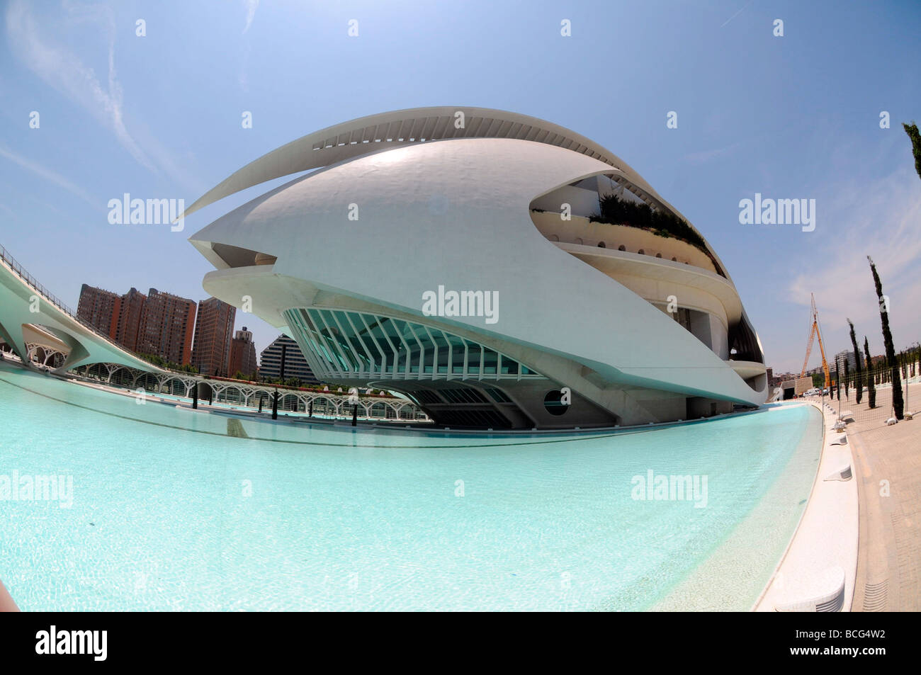 The Valencia Opera house and performing arts center in the City of Arts ...