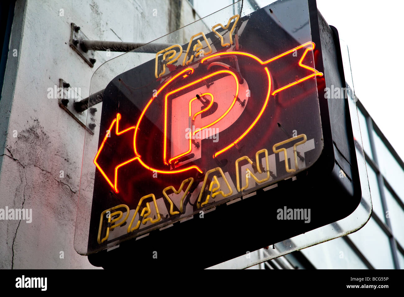 Neon Parking Sign Stock Photo - Alamy