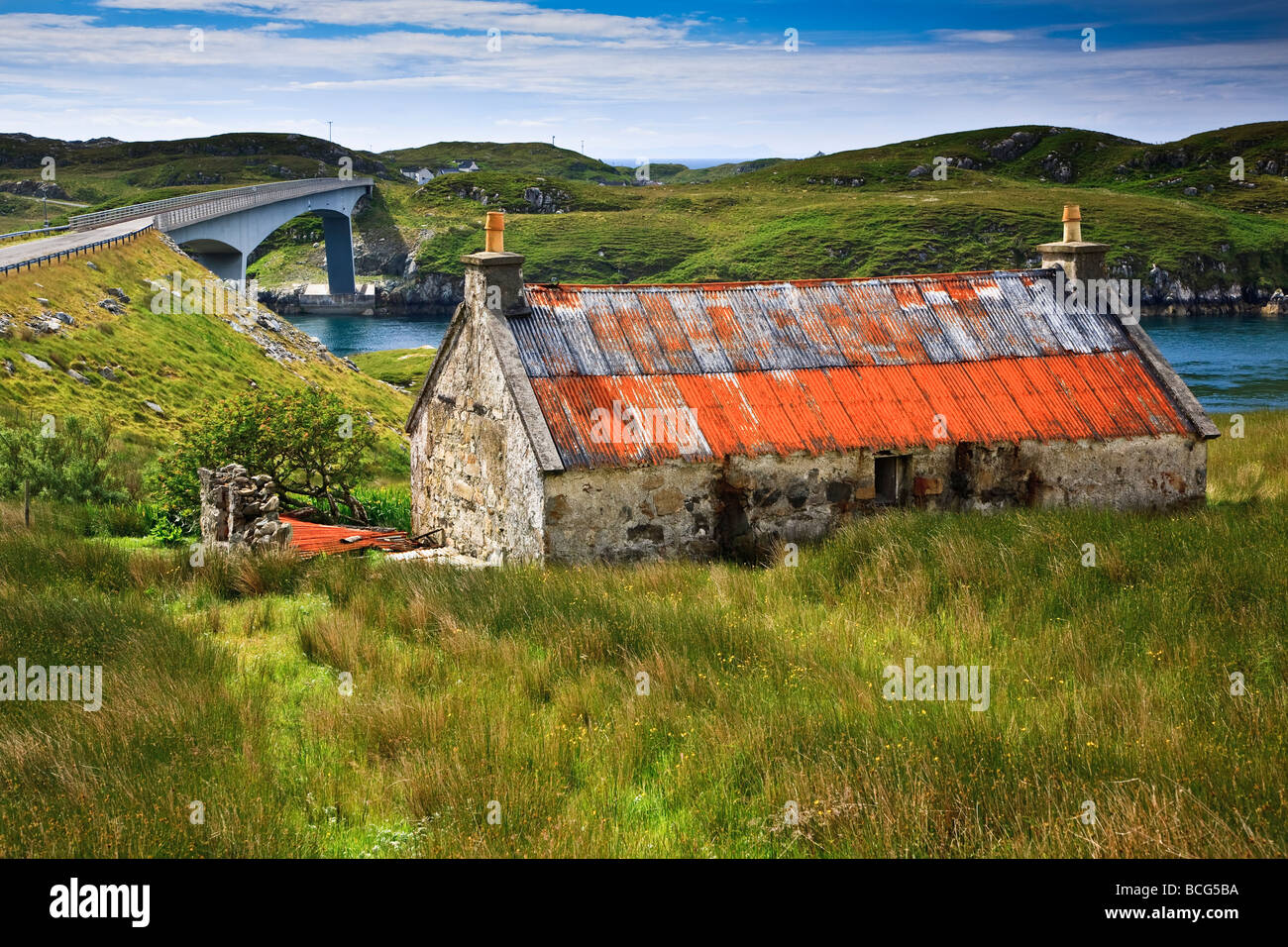 Ruined cottage near the Bridge linking the Islands of Harris and ...