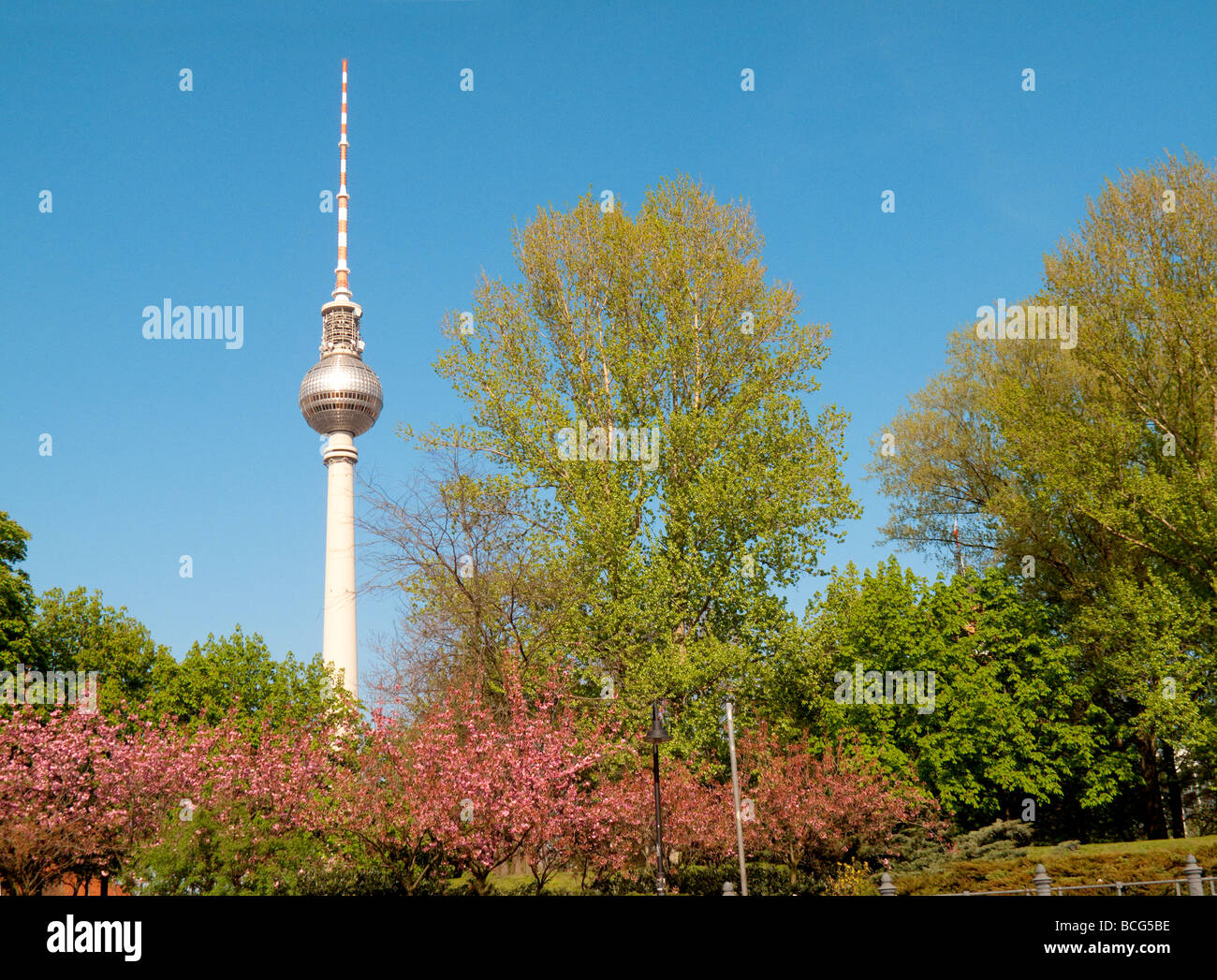 Fernsehturm berlin hi-res stock photography and images - Alamy