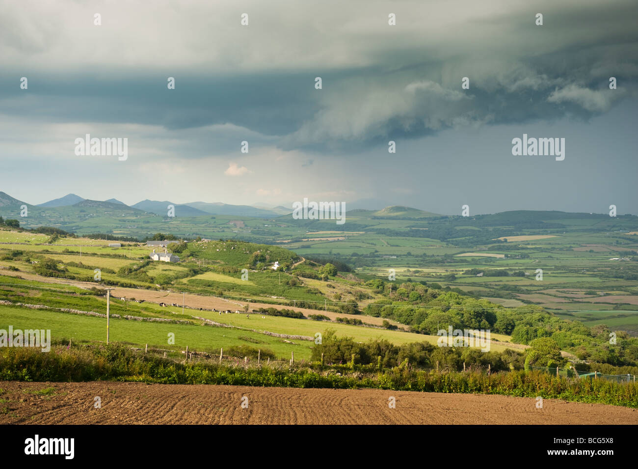 North wales landscape hi-res stock photography and images - Alamy