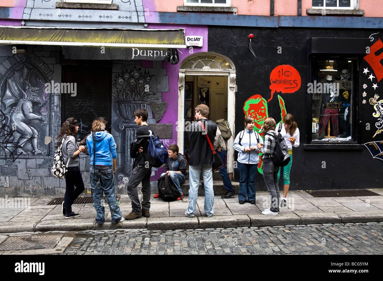 Teenagers Dublin Republic of Ireland Stock Photo - Alamy