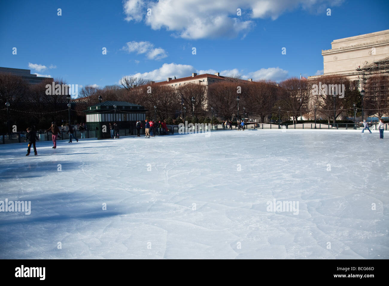Sculpture garden skating rink washington hi-res stock photography and ...