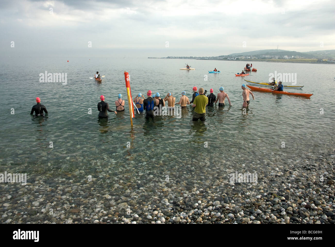 One mile swim race hi-res stock photography and images - Alamy