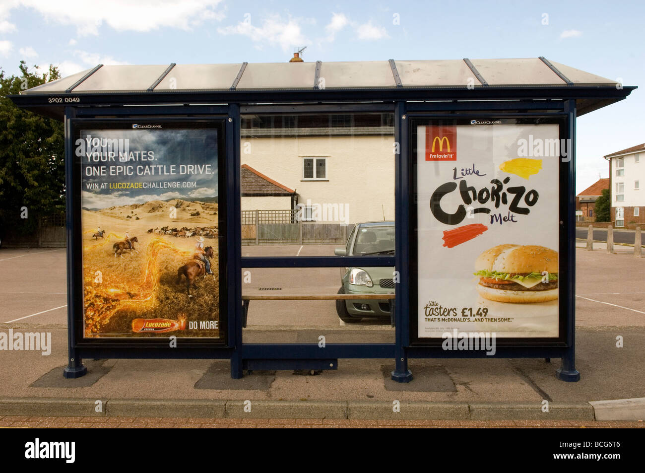 Mcdonalds bus advert hi-res stock photography and images - Alamy