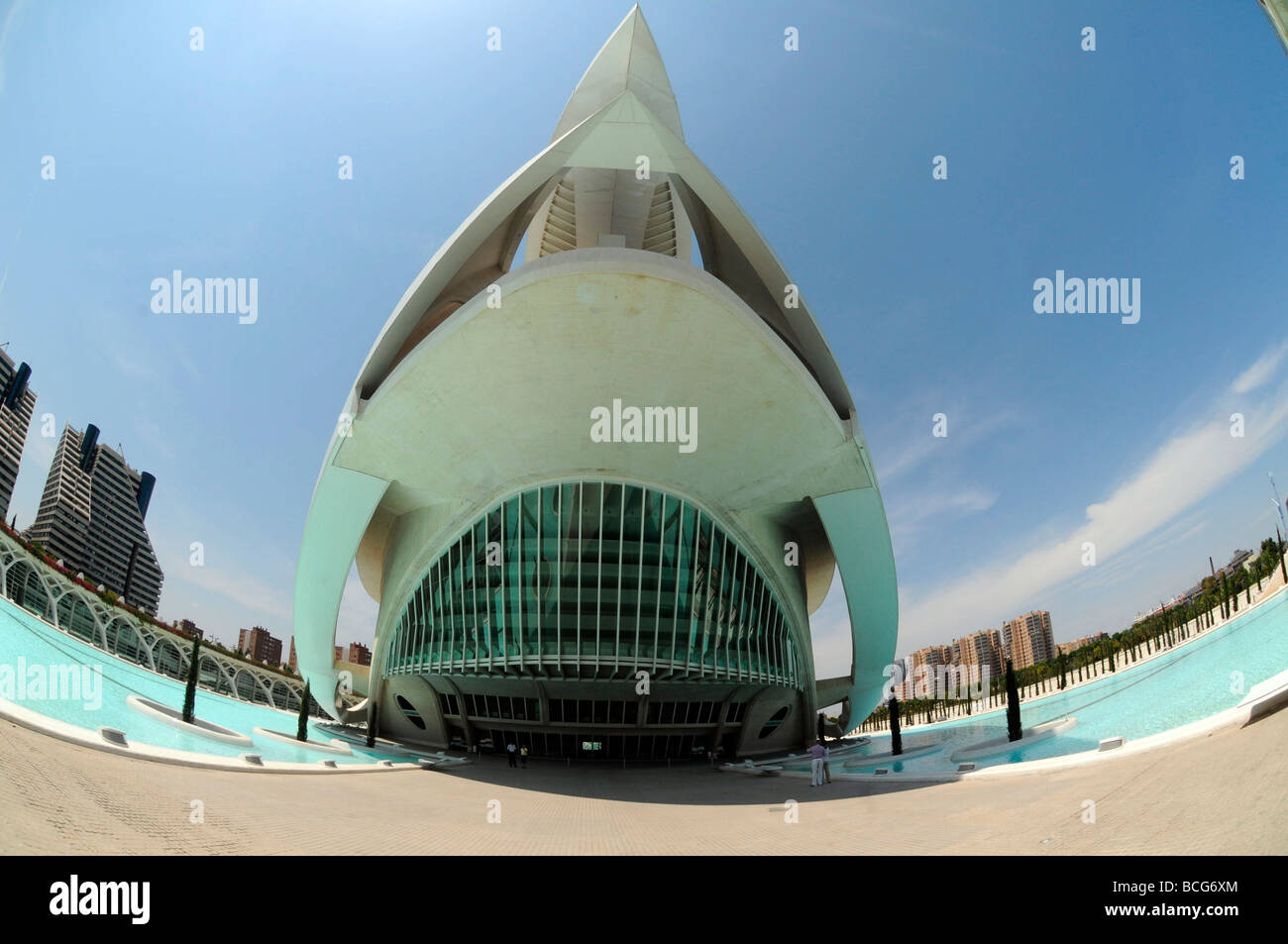 The Valencia Opera house and performing arts center in the City of Arts ...