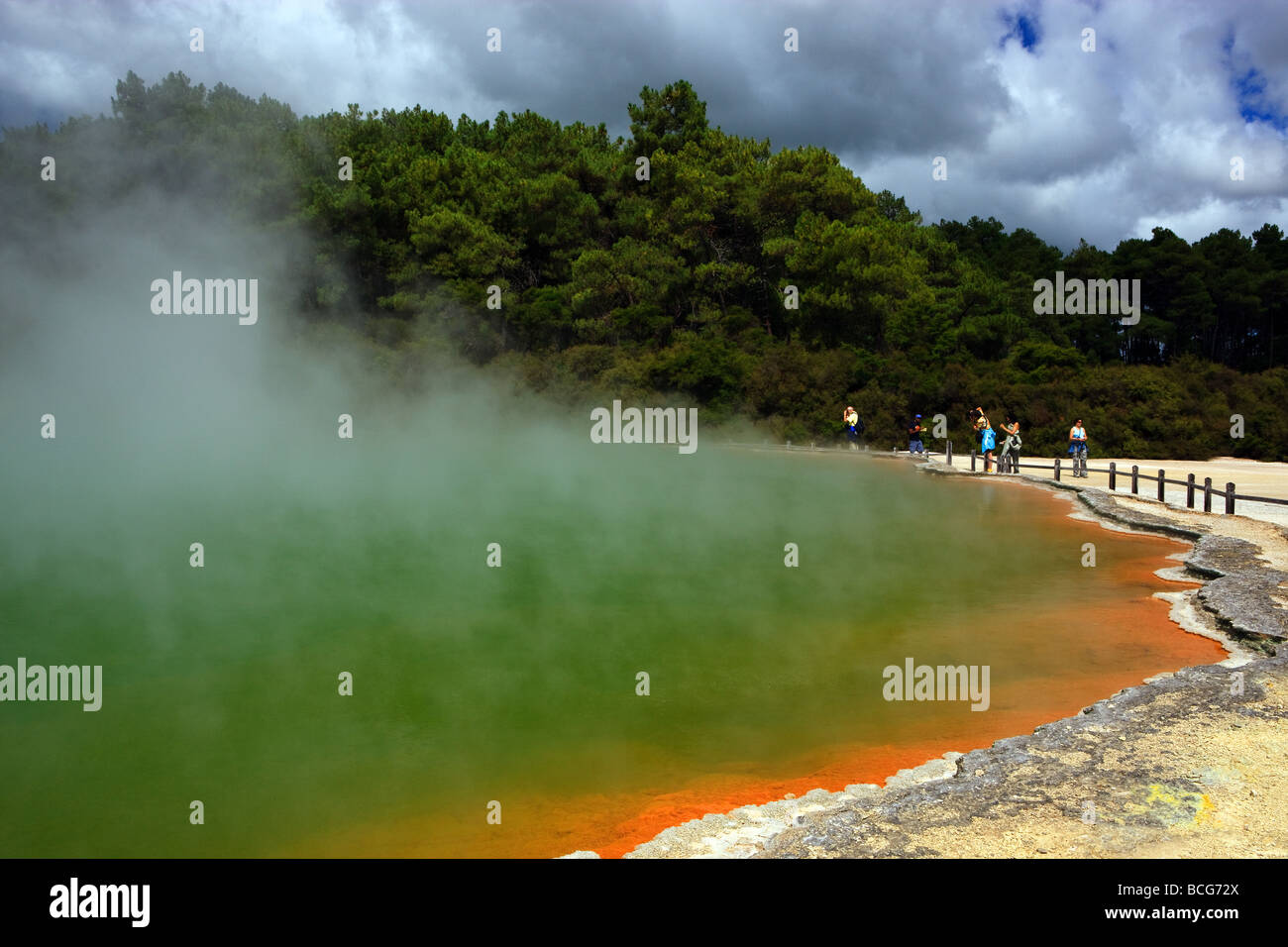 Champagne Pool at Wai O Tapu Thermal Wonderland Stock Photo - Alamy